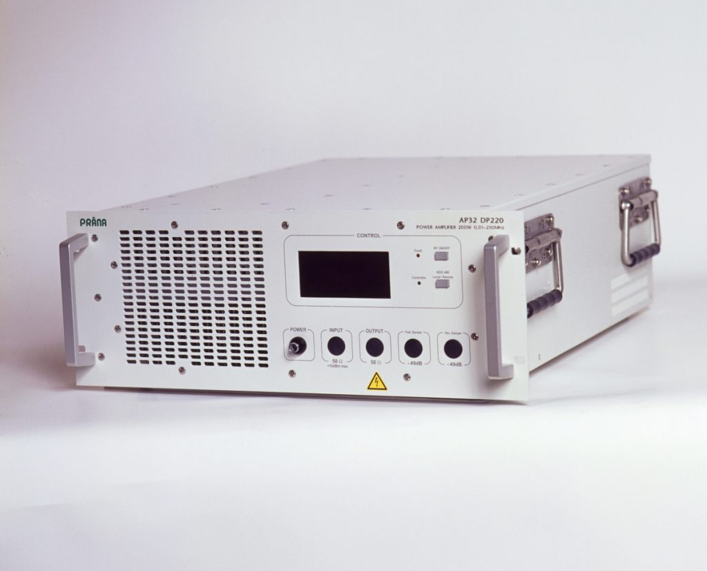 RF solid state amplifier — Le Portail de la CEM